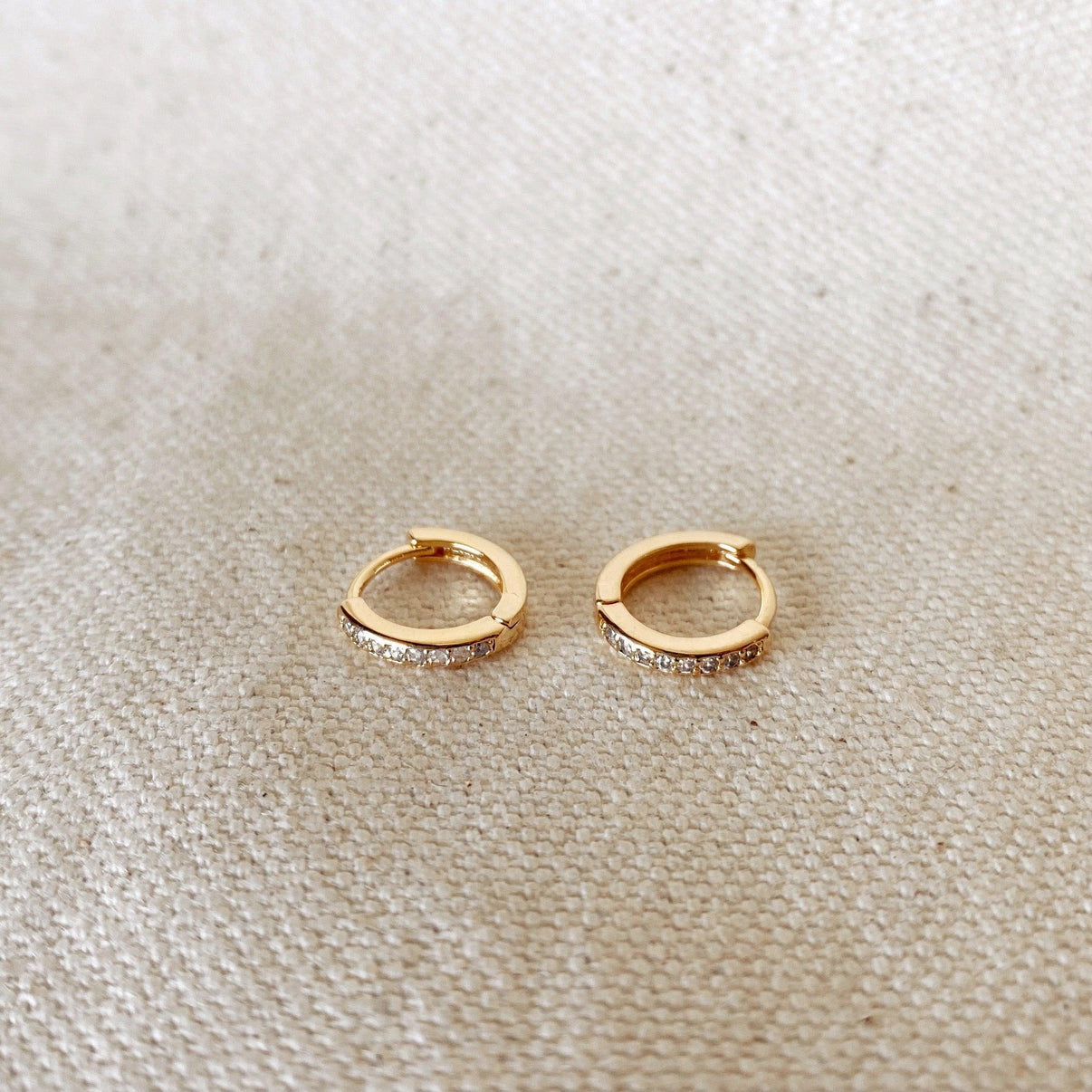 18k Gold Filled Petite Clicker With Cubic Zirconia Stones – GoldFi